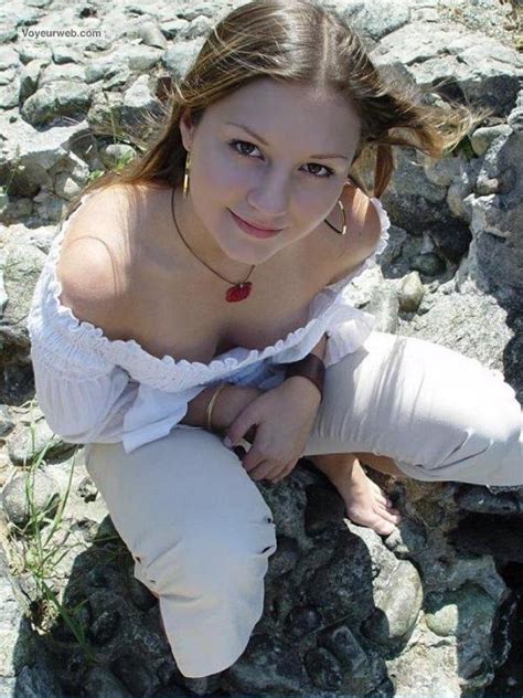 Braless Curiousandhorny