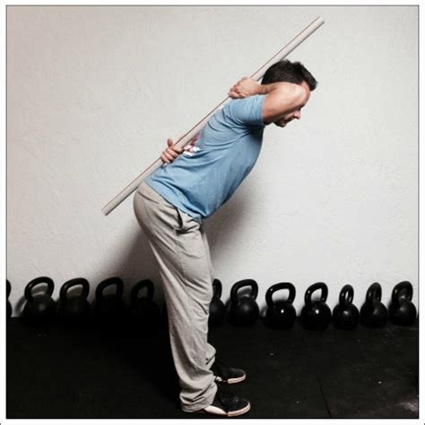 How To Perform A Proper Hip Hinge