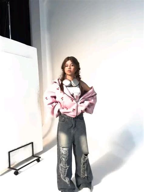 Пин от пользователя Помощь фд Ми 💖💘💞 на доске Ваши пины Худые девушки Блоггерский стиль