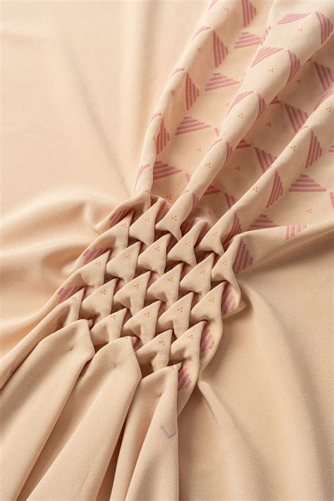 מילאנו 2025 אליאן לוי מגזין פורטפוליו