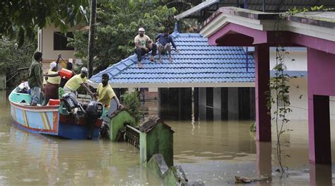 Kerala Floods Live Rainfall Eases In Kerala Relief Operations