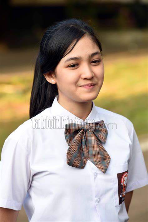Cut Syifa Senyumnya Imut Banget