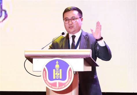 П Сайнзориг Гишүүд халдашгүй байдлын ард нуугдах боломжгүй болсон