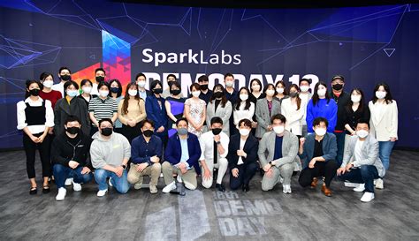 온라인에서 열린 스파크랩 18기 데모데이 플래텀