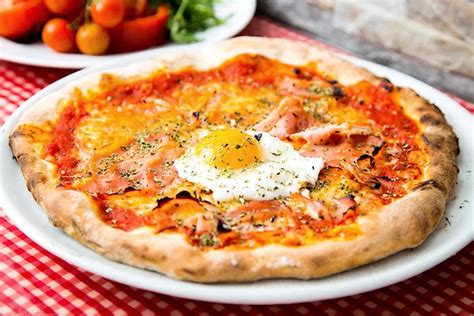 Pizza Bismark Cuisine Italienne