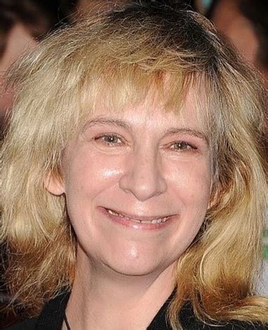 Amanda Plummer Measurements Bio Height Weight Shoe And Bra Size