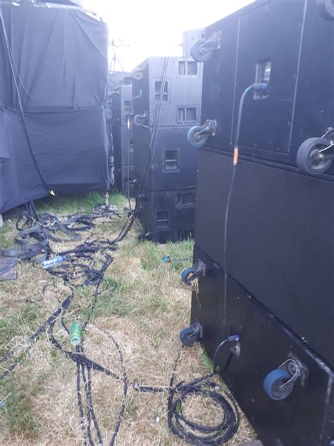 Cardioid Bass Arrays Acoustic Services