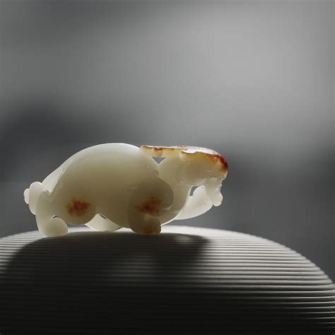 首页 预展及成交 王如东 和田玉籽料鸿运当头把件