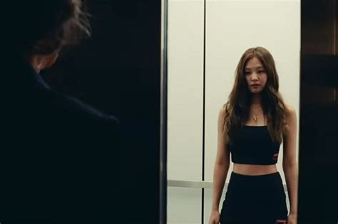 關於hbo暗黑影集《偶像漩渦the Idol》你該知道的一切： Bp Jennie 進軍好萊塢之作、莉莉蘿絲戴普和威肯大談「邪教戀」⋯