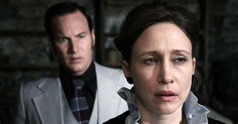 The Conjuring Fan Pointing Out Ed And Lorraine Warren Wardrobe Detail