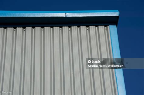 Modern Fabricated Buildings With Metal Cladding For Quick Assembly And