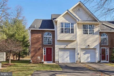 816 Lily Ln Ewing Nj 08638 39 Photos Movoto