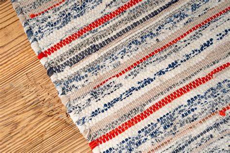 헝겊 카펫 질감 배경 짠 양탄자 패턴 수제 넝마로 만든 손으로 짠 소박한 카펫 매트 실내 장식에 대한 스톡 사진 및 기타 이미지 매트 실내 장식 0명 걸레 Istock