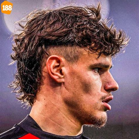 I Am ลูก้า เบนโดนี นักข่าวจาก สกาย สปอร์ตส คาดว่า Liverpool และ บอร์นมัธ เตรียมที่จะเจรจา