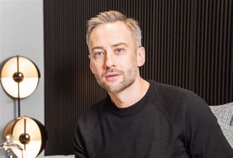 «Следующим летом он уже будет бриться Уроженец Минска шоумен и