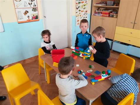 ДГ 42 Чайка Детска градина Слънчо