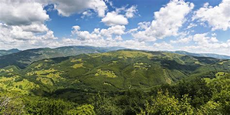 无人横图俯视室外白天旅游度假美景山地平线地形景观云辽阔地面娱乐风景自然享受休闲广阔景色放松摄影