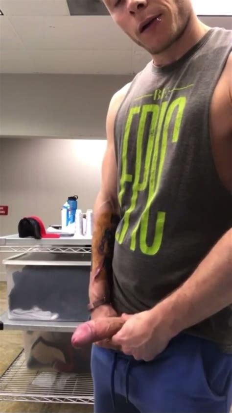 Public Wank Video Thisvid Com