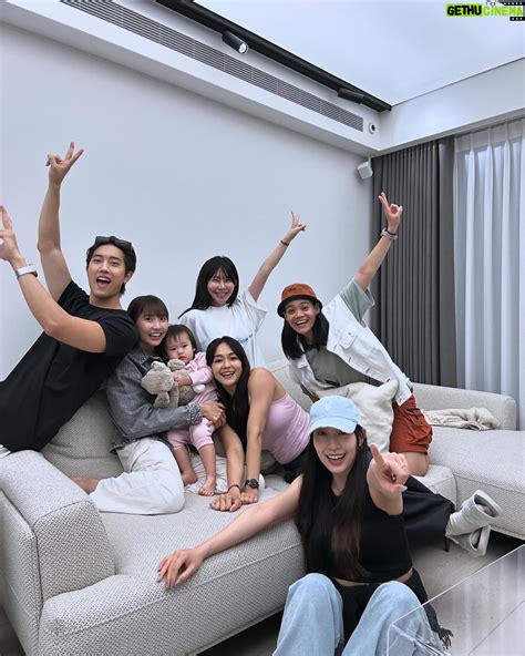 Yun Liu Wiki Biography Age Gallery Spouse And More