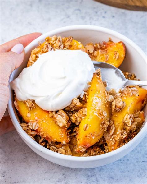 Easy Peach Crisp Recipe With Fresh Peaches Clean Food Crush