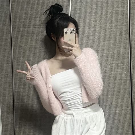 최저빠른배송🚚 보들보들🐏솔잎 앙고라 크롭 니트 퍼 가디건 털빠짐 X 5 Color 딸기우유색 강강추 에이블리