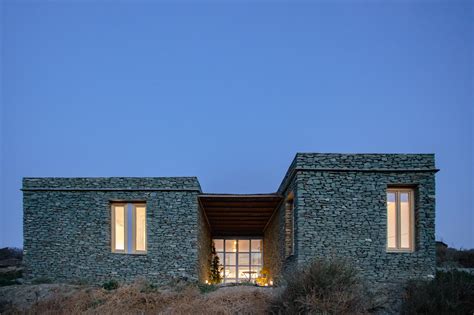 Aka Apostolou Colakis Architects Cathy Cunliffe · Fyrgani · Divisare