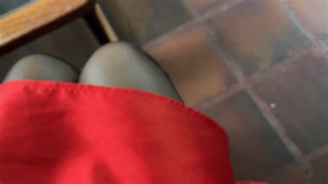 Milah Arches Dangling On Secrets In Lace Stockings Foot Fetish