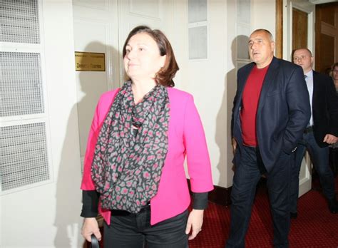 Румяна Бъчварова и Бойко Борисов след кризисната среща вчера с представители на коалицията