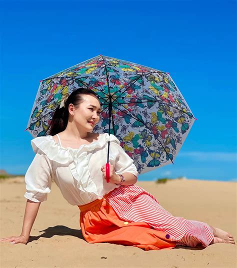 МУСТА дуучин Э Чулуунчимэг