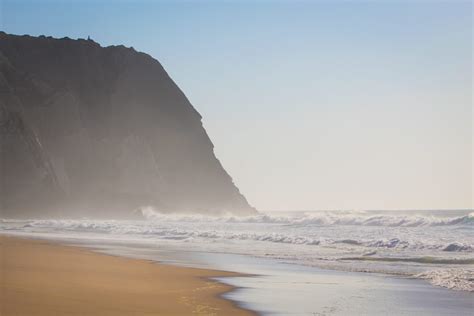 Gradient Boosting To Early Stop Or Not To Early Stop Towards Data