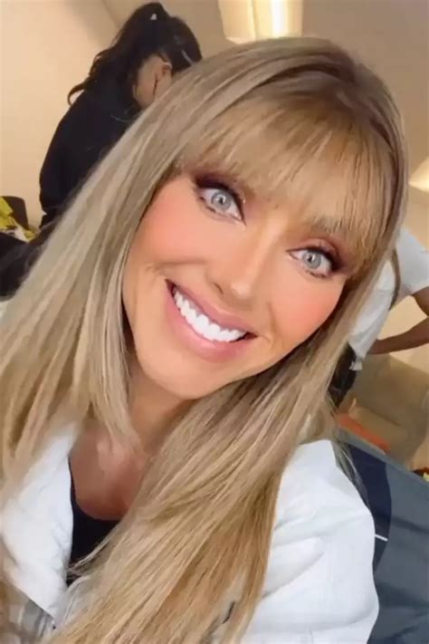 Anahí Se Convierte En Mia Colucci Una Vez Más Antes De La Gira De Rbd