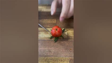 딸기 꼭지 Youtube