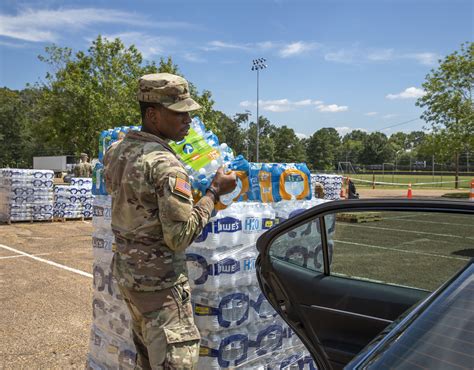Mississippi National Guard A Soldier With 66th Troop Comma Flickr