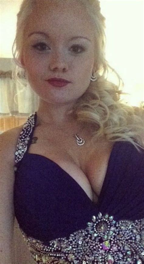 Tiffany Boobs Prom Pic