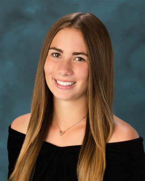 Meet Alexandra Gladding 23 Pine Crest School