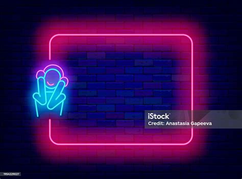 음악 이벤트 네온 광고 댄스 파티 빈 분홍색 프레임입니다 명상과 오디오북 듣기 벡터 일러스트 레이 션 Dj에 대한 스톡 벡터 아트 및 기타 이미지 Istock