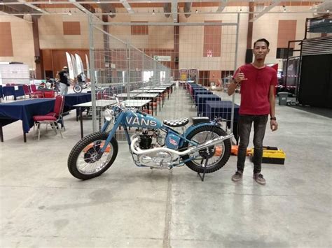 Insha Allah Hye Boss Disini Mohon Perlepasan Cuti Seminggas Ye