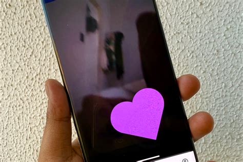Google Pixel Emergency SOS Shared Nudes With Friends