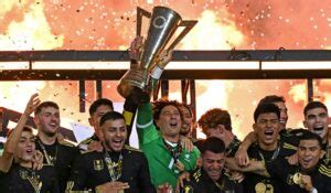 Mexico Defeat Usa 2 1 To Retain Gold Cup Jamaica Observer