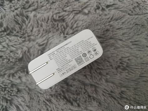 氮化镓充电器怎么选？单口、多口总有一款适合你，氮化镓充电器使用分享指南 充电器 什么值得买