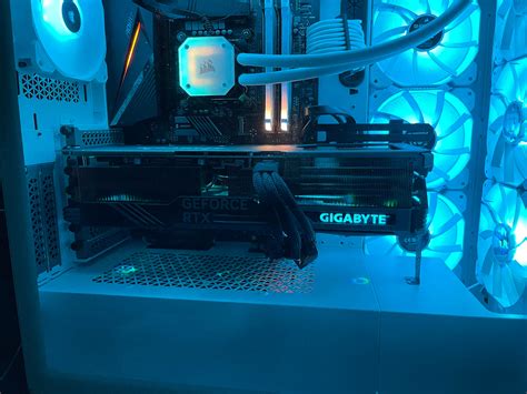 Gaming Oc Rtx 4080 Sag Bracket Makes The Gpu Sag The Card Is Straight When The Hole Is Not