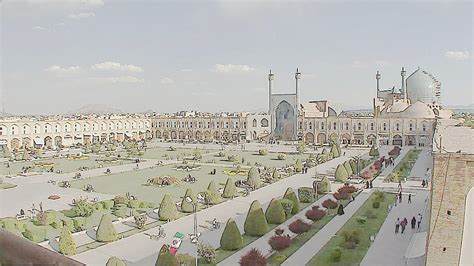 Mohammad Navid Yazdani On Linkedin در سفر ماشینی که از تهران به شیراز داشتم برای استراحت در شهر