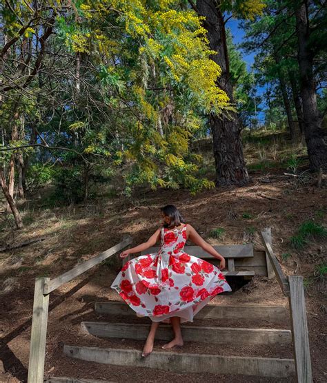 Sachini Nipunsala Added A New Photo Sachini Nipunsala