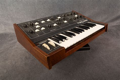 Moog Prodigy Synth 1980s Mono Synth 2nd Hand Rich Tone Music
