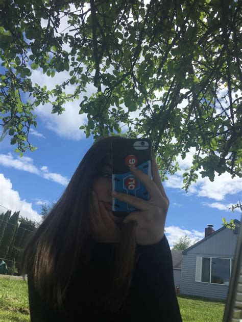 Backyard Mirror Pictures Mirror Selfie Picture Scenes