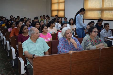 Prof Ritu Gaur Dean Randd South Asian University Delhi Delivered A Lecture On The Invisible