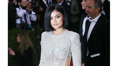 Kylie Jenner Wants To Lose 20 Pounds 8 Days