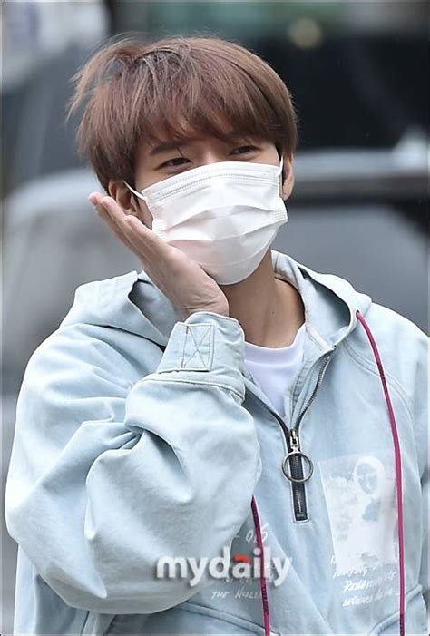 Infinite成员南优铉出演《两点出逃》节目 搜狐大视野 搜狐新闻