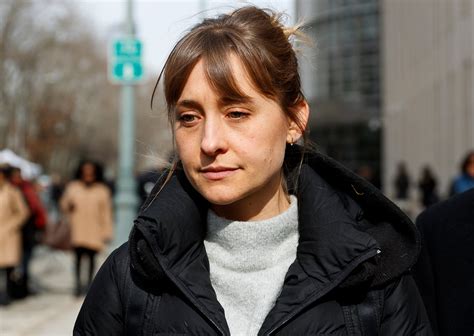 Allison Mack Pleads Guilty In Nxivm Sex Cult Case As Smallville Actress Faces Up To 20 Years In