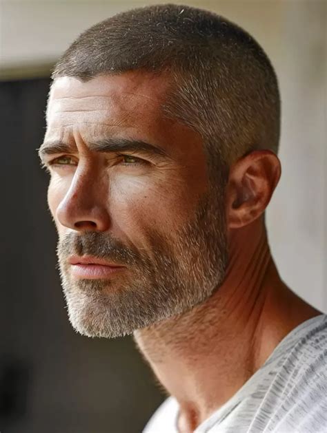Discov36 Stylish And Practical Older Men Haircuts Over 50 For Grey Hair